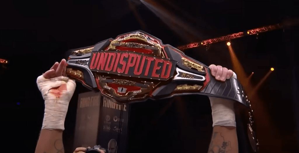 Oleksandr Usyk Becomes Undisputed World Heavyweight Champion! - LMGBoxFit